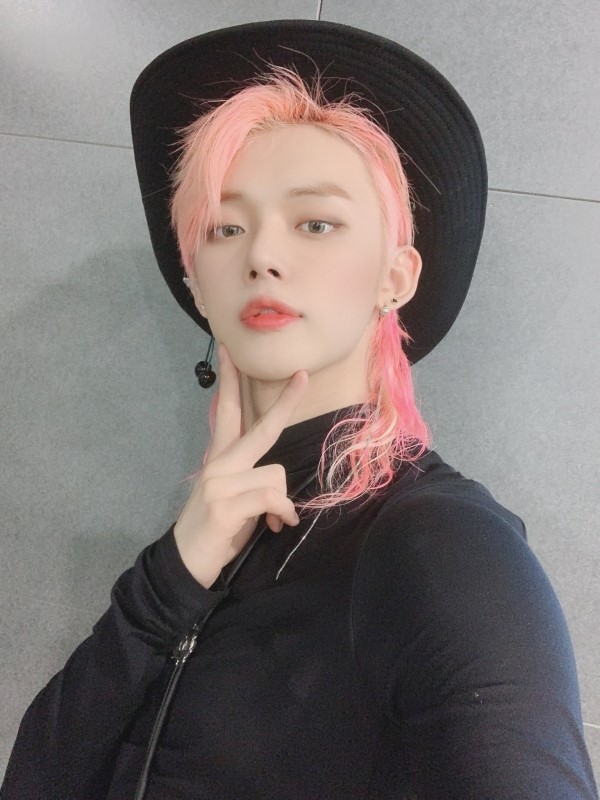 TXTヨンジュン、金髪ゆるふわヘアで魅せる彼氏感 : k−pop応援隊